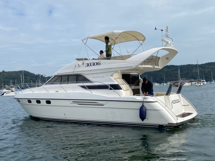 Princess 440 - Hong Kong Boats